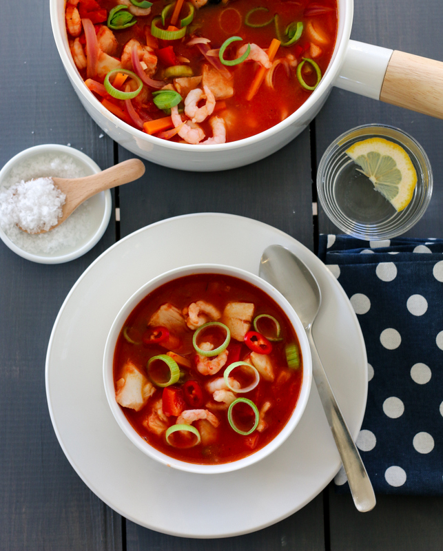 FISKESUPPE MED APPELSIN, TOMAT OG CHILI | TRINES MATBLOGG