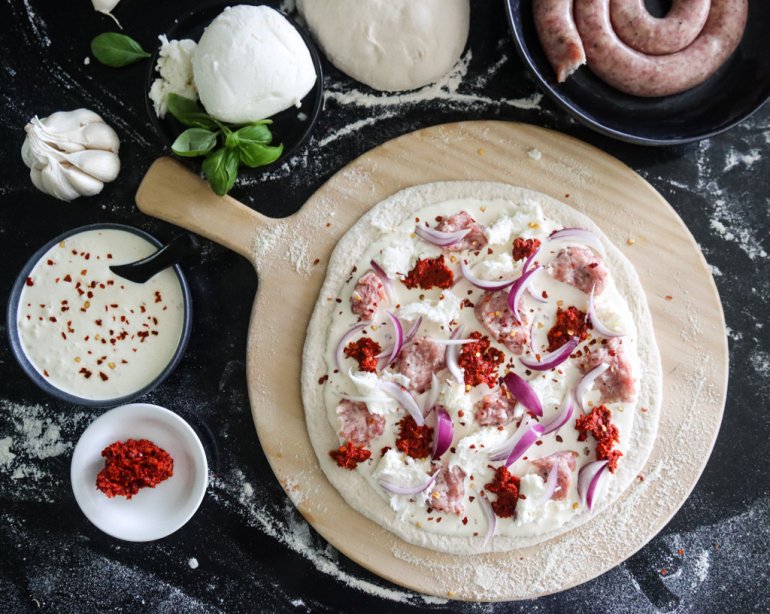 PIZZASAUS - HVIT & RØD | TRINES MATBLOGG