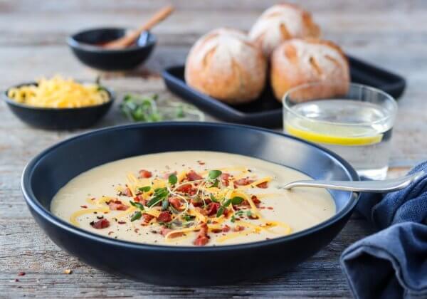 POTETSUPPE MED PURRELØK, BACON OG CHEDDAR | TRINES MATBLOGG