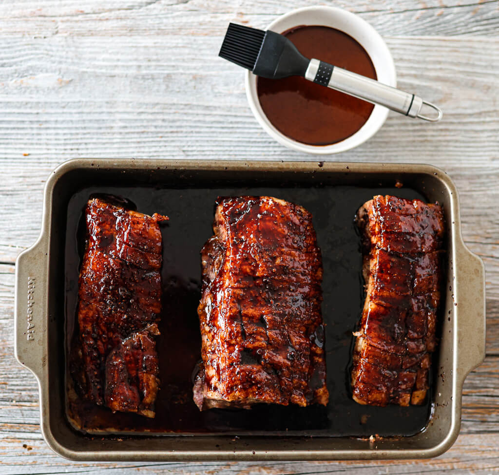 ASIATISK RIBBE MED GLAZE OG RÅKOSTSALAT (OG BAO BUNS) | TRINES MATBLOGG